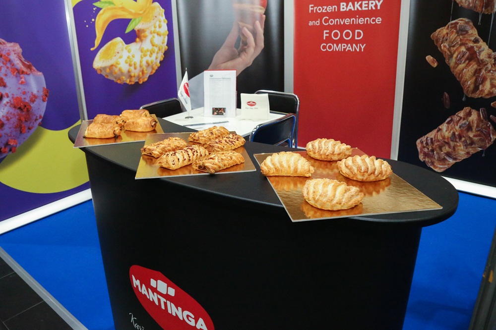 Пиріжок з вершково-персиковою начинкою з'явився в асортименті Mantinga ...